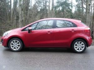 Red Kia Rio 2012 in Kaisiadorys, with an engine capacity of 1.12 L and mileage of 480 thousand km for 1950 €, photo 3 on AUTOMOTO.COM.LV