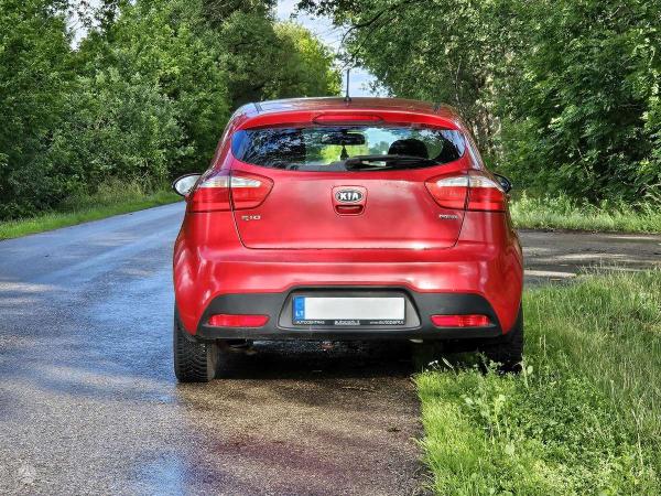 Sarkans Kia Rio 2012 Kaišiadorys, ar dzinēja tilpumu 1.12 L un nobraukumu 481 tūkst. km par 1850 €, foto 5 vietnē AUTOMOTO.COM.LV