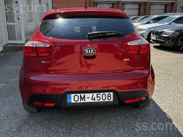 Red Kia Rio 2013 in Daugavpils, with an engine capacity of 1.20 L and mileage of 0 thousand km for 3850 €, photo 5 on AUTOMOTO.COM.LV