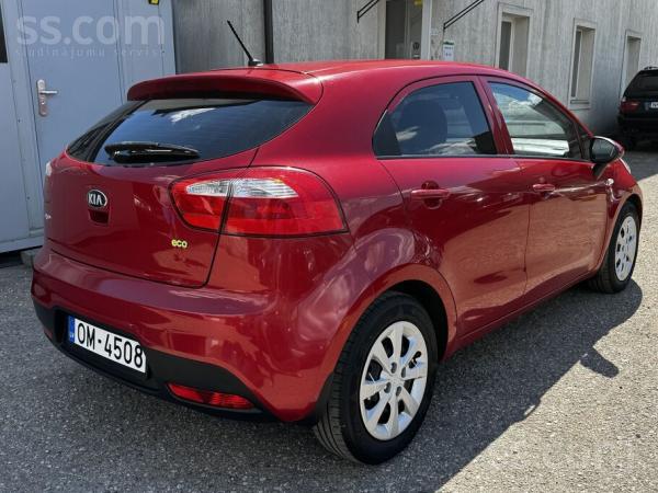 Red Kia Rio 2013 in Daugavpils, with an engine capacity of 1.20 L and mileage of 0 thousand km for 3850 €, photo 6 on AUTOMOTO.COM.LV
