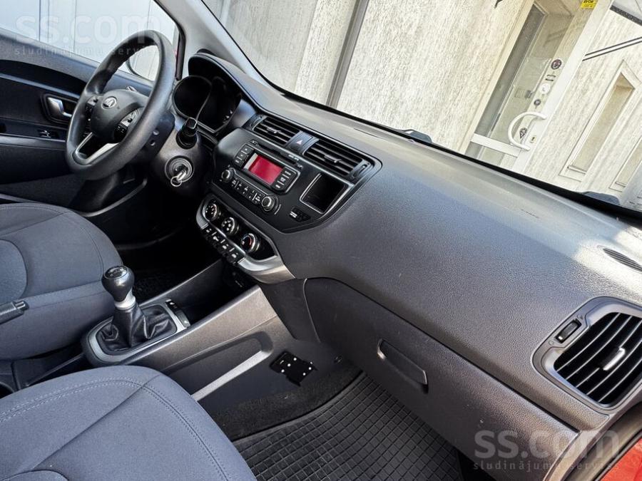 Sarkans Kia Rio 2013 Daugavpils, ar dzinēja tilpumu 1.20 L un nobraukumu 0 tūkst. km par 3850 €, foto 14 vietnē AUTOMOTO.COM.LV