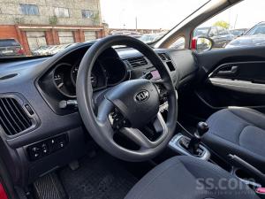 Sarkans Kia Rio 2013 Daugavpils, ar dzinēja tilpumu 1.20 L un nobraukumu 0 tūkst. km par 3850 €, foto 15 vietnē AUTOMOTO.COM.LV