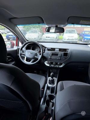 Sarkans Kia Rio 2014 Viļņa, ar dzinēja tilpumu 1.12 L un nobraukumu 175 tūkst. km par 2300 €, foto 6 vietnē AUTOMOTO.COM.LV