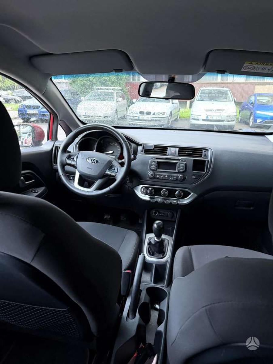 Sarkans Kia Rio 2014 Viļņa, ar dzinēja tilpumu 1.12 L un nobraukumu 175 tūkst. km par 2300 €, foto 6 vietnē AUTOMOTO.COM.LV