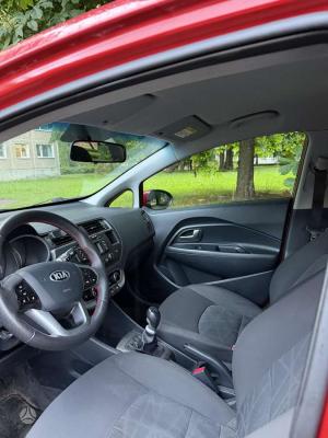 Sarkans Kia Rio 2014 Viļņa, ar dzinēja tilpumu 1.12 L un nobraukumu 175 tūkst. km par 2300 €, foto 7 vietnē AUTOMOTO.COM.LV