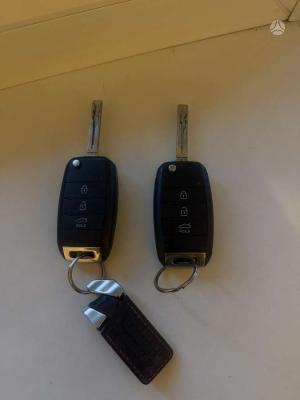 Sarkans Kia Rio 2014 Viļņa, ar dzinēja tilpumu 1.12 L un nobraukumu 175 tūkst. km par 2300 €, foto 14 vietnē AUTOMOTO.COM.LV