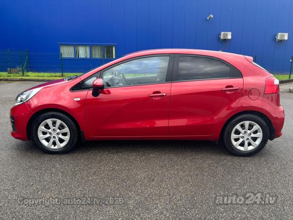 Red Kia Rio 2015 in Paide, with an engine capacity of 1.20 L and mileage of 47 thousand km for 6490 €, photo 3 on AUTOMOTO.COM.LV