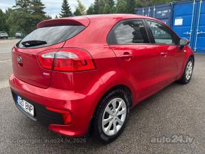 Red Kia Rio 2015 in Paide, with an engine capacity of 1.20 L and mileage of 47 thousand km for 6490 €, photo 6 on AUTOMOTO.COM.LV
