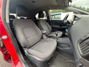 Red Kia Rio 2015 in Paide, with an engine capacity of 1.20 L and mileage of 47 thousand km for 6490 €, photo 11 on AUTOMOTO.COM.LV