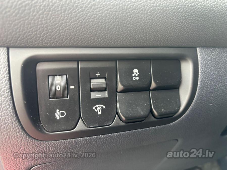 Sarkans Kia Rio 2015 Paide, ar dzinēja tilpumu 1.20 L un nobraukumu 47 tūkst. km par 6490 €, foto 20 vietnē AUTOMOTO.COM.LV