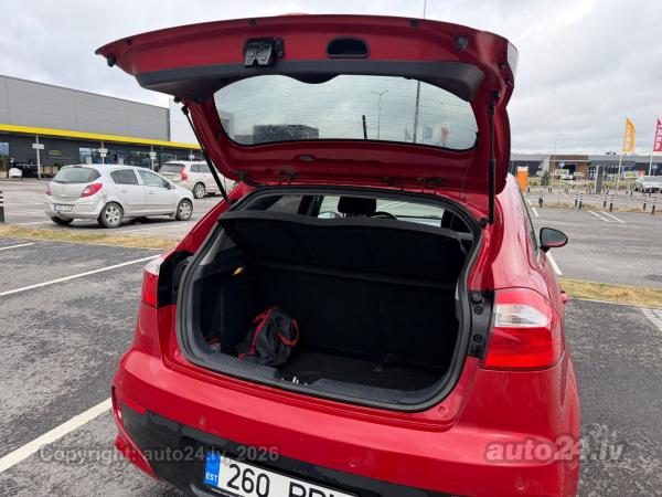 Sarkans Kia Rio 2016 Tartu, ar dzinēja tilpumu 1.40 L un nobraukumu 132 tūkst. km par 7500 €, foto 10 vietnē AUTOMOTO.COM.LV