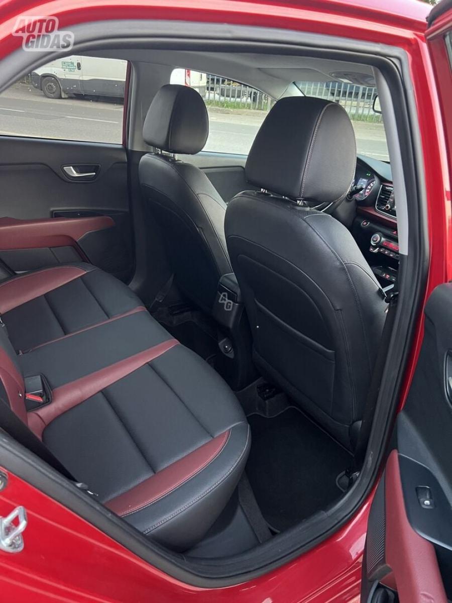 Red Kia Rio 2017 in Kaunas, with an engine capacity of 1.00 L and mileage of 87 thousand km for 10300 €, photo 12 on AUTOMOTO.COM.LV