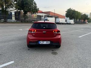 Red Kia Rio 2017 in Kaunas, with an engine capacity of 1.00 L and mileage of 87 thousand km for 9999 €, photo 5 on AUTOMOTO.COM.LV