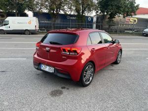Red Kia Rio 2017 in Kaunas, with an engine capacity of 1.00 L and mileage of 87 thousand km for 9999 €, photo 6 on AUTOMOTO.COM.LV