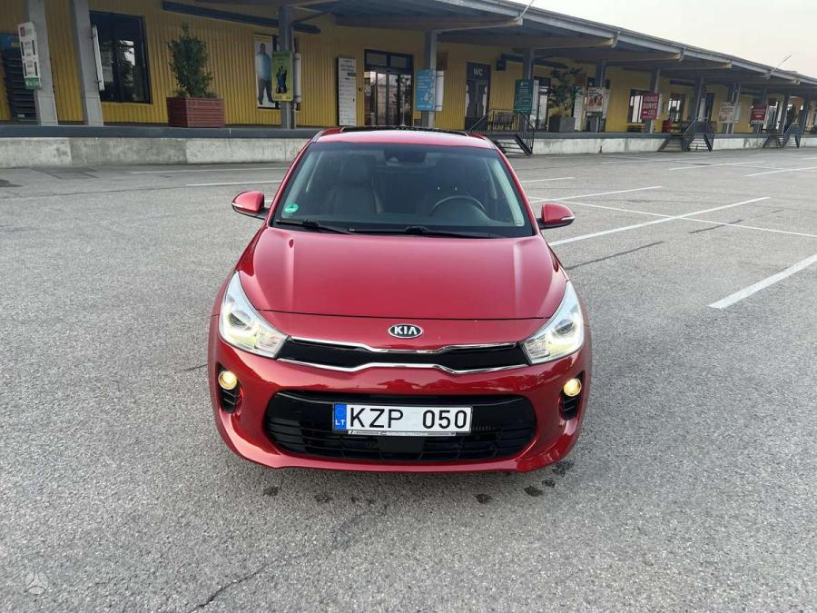 Red Kia Rio 2017 in Kaunas, with an engine capacity of 1.00 L and mileage of 87 thousand km for 9999 €, photo 8 on AUTOMOTO.COM.LV