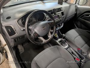 Balts Kia Rio 2013 Tallina, ar dzinēja tilpumu 1.10 L un nobraukumu 310 tūkst. km par 3100 €, foto 8 vietnē AUTOMOTO.COM.LV