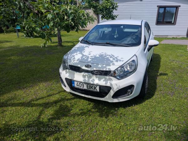 Balts Kia Rio 2013 Rapla, ar dzinēja tilpumu 1.10 L un nobraukumu 305 tūkst. km par 2700 €, foto 1 vietnē AUTOMOTO.COM.LV