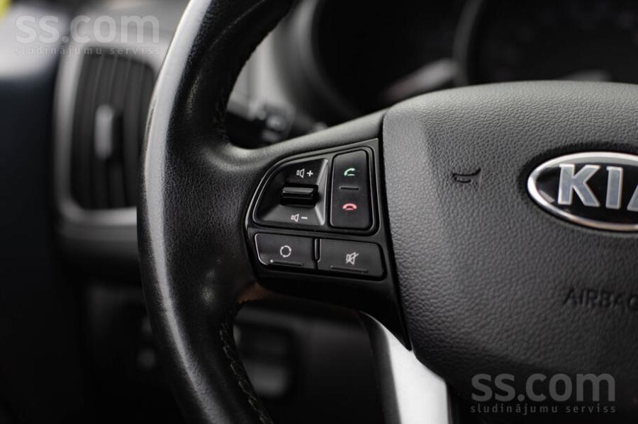 White Kia Rio 2014 in Riga, with an engine capacity of 1.20 L and mileage of 293 thousand km for 2990 €, photo 16 on AUTOMOTO.COM.LV