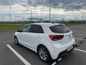 Balts Kia Rio 2017 Marijampole, ar dzinēja tilpumu 1.40 L un nobraukumu 160 tūkst. km par 7200 €, foto 7 vietnē AUTOMOTO.COM.LV