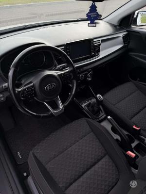 Balts Kia Rio 2017 Marijampole, ar dzinēja tilpumu 1.40 L un nobraukumu 160 tūkst. km par 7200 €, foto 8 vietnē AUTOMOTO.COM.LV