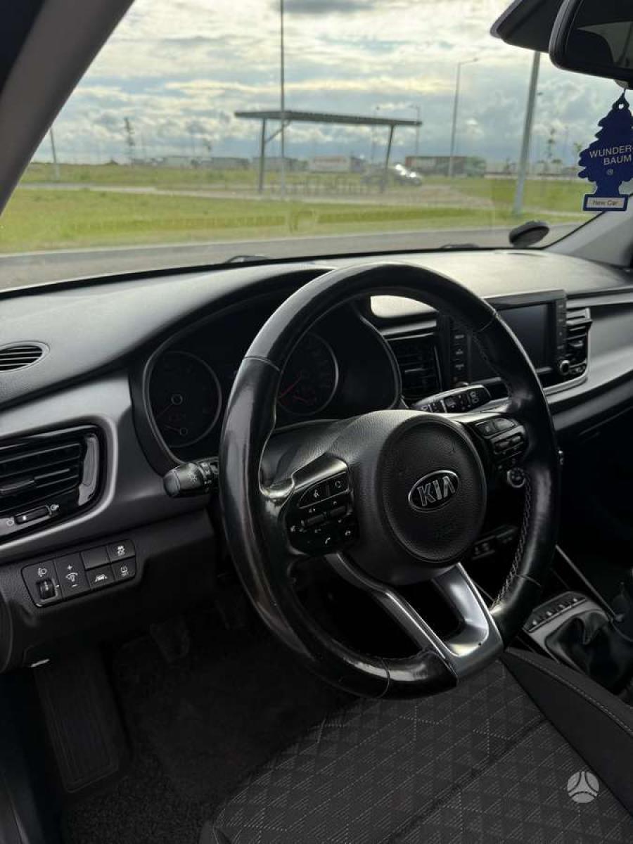 Balts Kia Rio 2017 Marijampole, ar dzinēja tilpumu 1.40 L un nobraukumu 160 tūkst. km par 7200 €, foto 12 vietnē AUTOMOTO.COM.LV