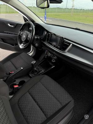 Balts Kia Rio 2017 Marijampole, ar dzinēja tilpumu 1.40 L un nobraukumu 160 tūkst. km par 7200 €, foto 14 vietnē AUTOMOTO.COM.LV