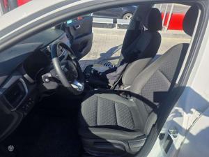 White Kia Rio 2021 in Taurage, with an engine capacity of 1.20 L and mileage of 80 thousand km for 8000 €, photo 20 on AUTOMOTO.COM.LV