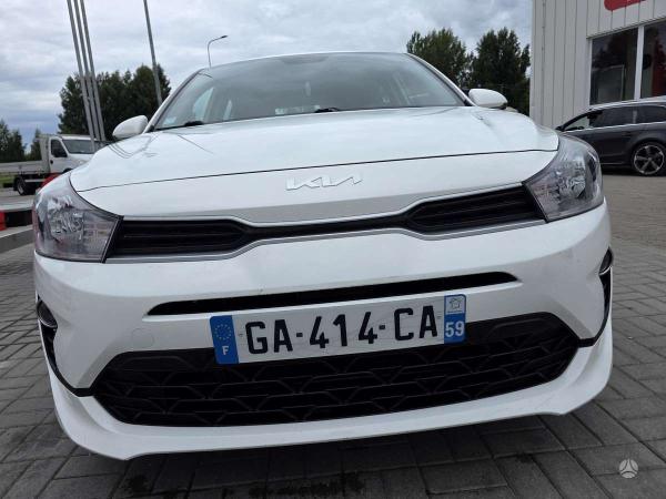 Balts Kia Rio 2021 Tauragė, ar dzinēja tilpumu 1.20 L un nobraukumu 85 tūkst. km par 8349 €, foto 1 vietnē AUTOMOTO.COM.LV