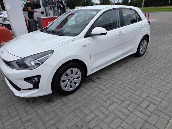 Balts Kia Rio 2021 Tauragė, ar dzinēja tilpumu 1.20 L un nobraukumu 85 tūkst. km par 8349 €, foto 4 vietnē AUTOMOTO.COM.LV
