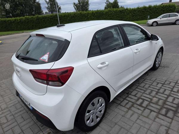 Balts Kia Rio 2021 Tauragė, ar dzinēja tilpumu 1.20 L un nobraukumu 85 tūkst. km par 8349 €, foto 6 vietnē AUTOMOTO.COM.LV