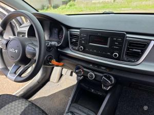 Balts Kia Rio 2021 Tauragė, ar dzinēja tilpumu 1.20 L un nobraukumu 85 tūkst. km par 9000 €, foto 15 vietnē AUTOMOTO.COM.LV