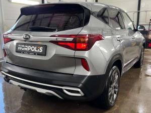 Grey Kia Seltos 2021 in Vilnius, with an engine capacity of 1.60 L and mileage of 241 thousand km for 13500 €, photo 9 on AUTOMOTO.COM.LV