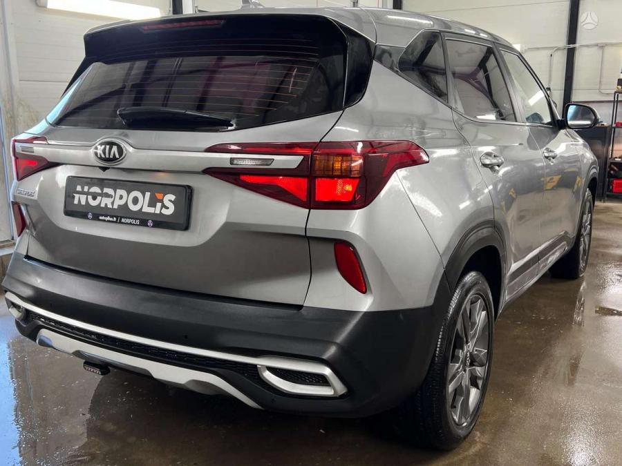 Grey Kia Seltos 2021 in Vilnius, with an engine capacity of 1.60 L and mileage of 241 thousand km for 13500 €, photo 9 on AUTOMOTO.COM.LV