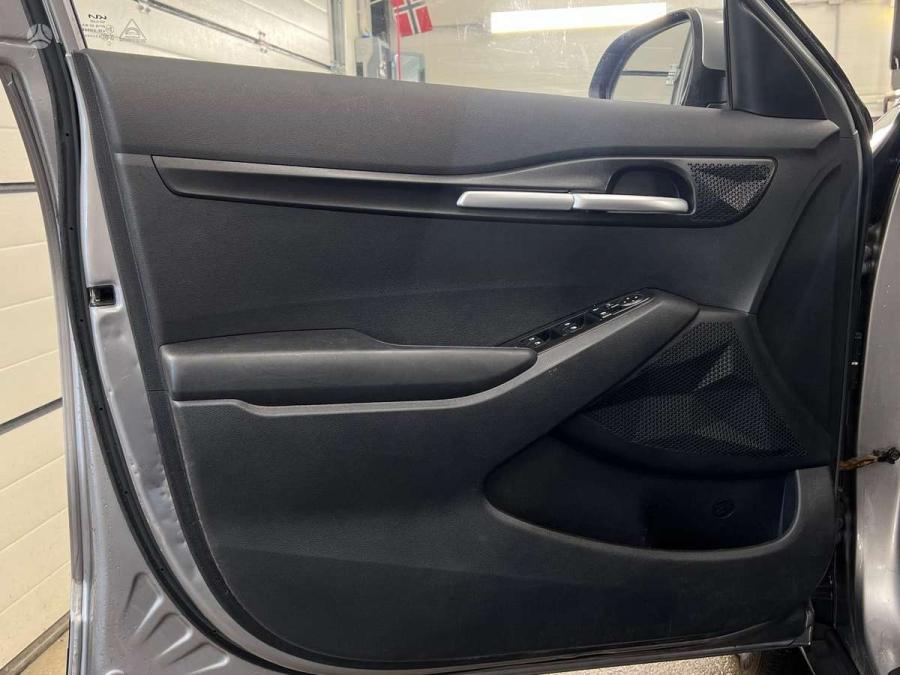 Grey Kia Seltos 2021 in Vilnius, with an engine capacity of 1.60 L and mileage of 241 thousand km for 13500 €, photo 13 on AUTOMOTO.COM.LV