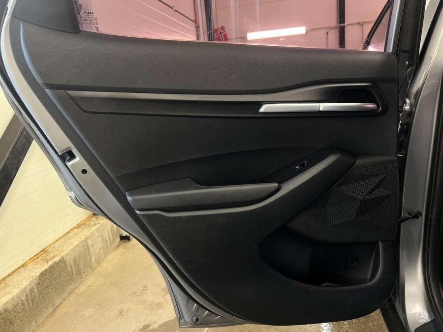 Grey Kia Seltos 2021 in Vilnius, with an engine capacity of 1.60 L and mileage of 241 thousand km for 13500 €, photo 29 on AUTOMOTO.COM.LV