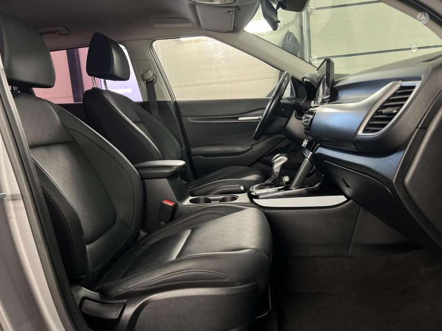 Grey Kia Seltos 2021 in Vilnius, with an engine capacity of 1.60 L and mileage of 241 thousand km for 13500 €, photo 36 on AUTOMOTO.COM.LV