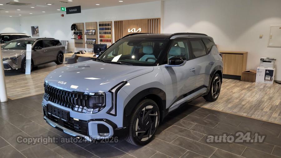 Pelēks Kia Seltos 2026 Pērnava, ar dzinēja tilpumu 1.60 L un nobraukumu 0 tūkst. km par 43860 €, foto 1 vietnē AUTOMOTO.COM.LV