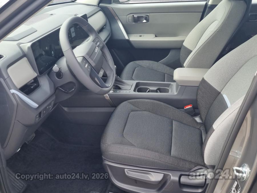 Pelēks Kia Seltos 2026 Jehvi, ar dzinēja tilpumu 1.60 L un nobraukumu 0 tūkst. km par 31090 €, foto 5 vietnē AUTOMOTO.COM.LV