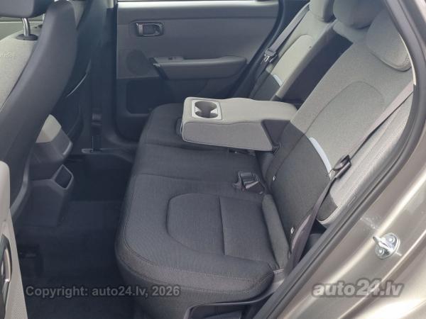 Grey Kia Seltos 2026 in Johvi, with an engine capacity of 1.60 L and mileage of 0 thousand km for 31090 €, photo 7 on AUTOMOTO.COM.LV
