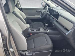 Pelēks Kia Seltos 2026 Jehvi, ar dzinēja tilpumu 1.60 L un nobraukumu 0 tūkst. km par 31090 €, foto 9 vietnē AUTOMOTO.COM.LV