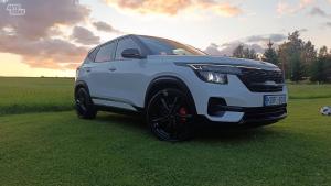 Balts Kia Seltos 2020 Viļņa, ar dzinēja tilpumu 1.60 L un nobraukumu 184 tūkst. km par 16000 €, foto 4 vietnē AUTOMOTO.COM.LV