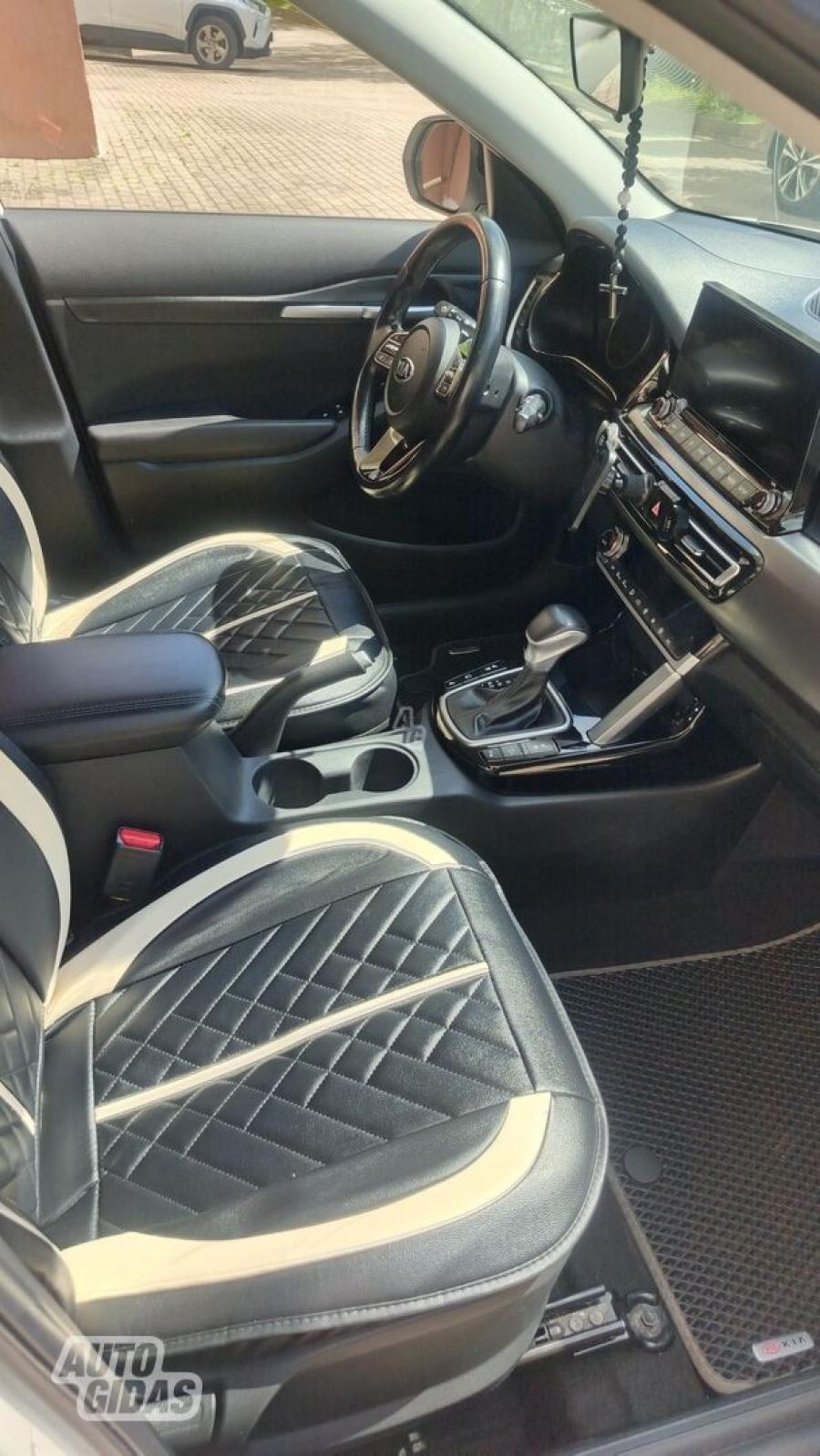 Balts Kia Seltos 2020 Viļņa, ar dzinēja tilpumu 1.60 L un nobraukumu 184 tūkst. km par 16000 €, foto 16 vietnē AUTOMOTO.COM.LV