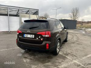 Smilšu krāsa Kia Sorento 2014 Tallina, ar dzinēja tilpumu 0.00 L un nobraukumu 351 tūkst. km par 7500 €, foto 5 vietnē AUTOMOTO.COM.LV