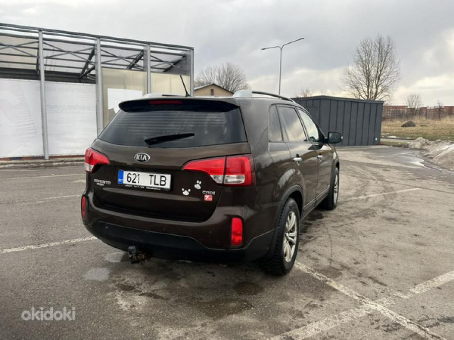 Smilšu krāsa Kia Sorento 2014 Tallina, ar dzinēja tilpumu 0.00 L un nobraukumu 351 tūkst. km par 7500 €, foto 5 vietnē AUTOMOTO.COM.LV