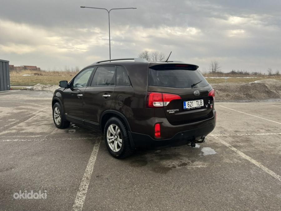 Smilšu krāsa Kia Sorento 2014 Tallina, ar dzinēja tilpumu 0.00 L un nobraukumu 351 tūkst. km par 7500 €, foto 6 vietnē AUTOMOTO.COM.LV