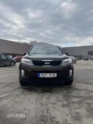 Smilšu krāsa Kia Sorento 2014 Tallina, ar dzinēja tilpumu 0.00 L un nobraukumu 351 tūkst. km par 7500 €, foto 8 vietnē AUTOMOTO.COM.LV