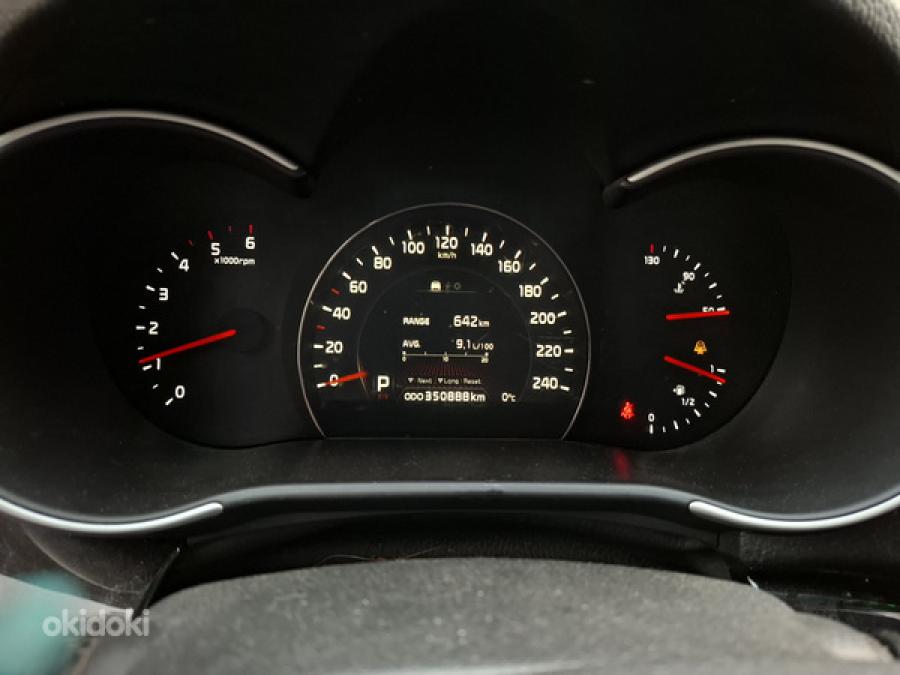 Smilšu krāsa Kia Sorento 2014 Tallina, ar dzinēja tilpumu 0.00 L un nobraukumu 351 tūkst. km par 7500 €, foto 9 vietnē AUTOMOTO.COM.LV