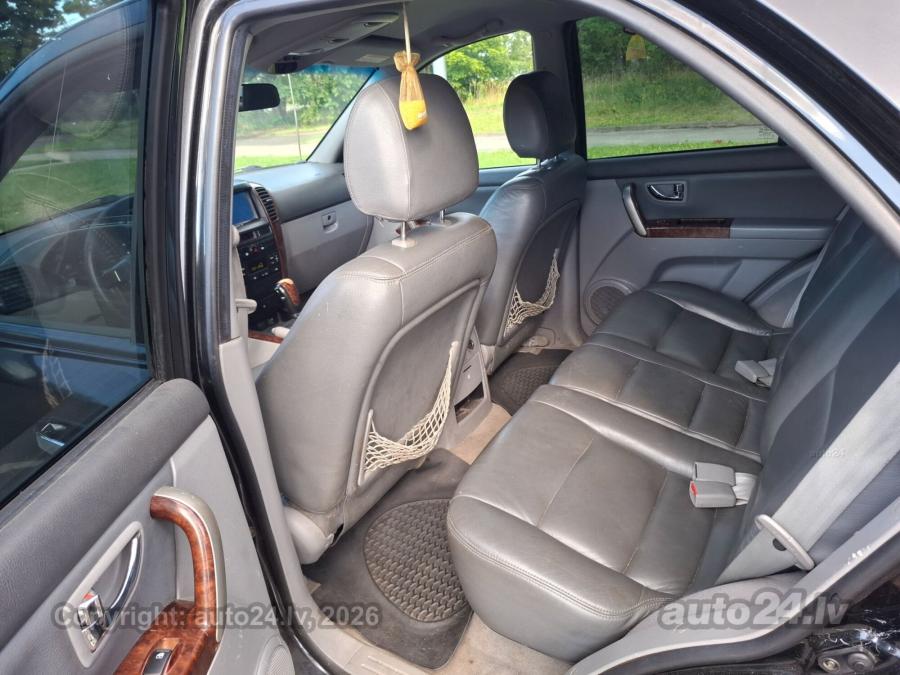 Melns Kia Sorento 2004 Narva, ar dzinēja tilpumu 3.50 L un nobraukumu 231 tūkst. km par 950 €, foto 7 vietnē AUTOMOTO.COM.LV