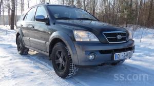 Черный Киа Соренто 2005 в Рига, объемом двигателя 2.50 л и пробегом 213 тыс. км за 3450 €, фото 3 на AUTOMOTO.COM.LV