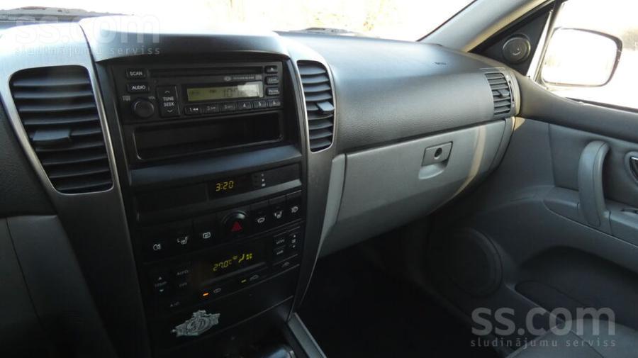 Черный Киа Соренто 2005 в Рига, объемом двигателя 2.50 л и пробегом 213 тыс. км за 3450 €, фото 9 на AUTOMOTO.COM.LV